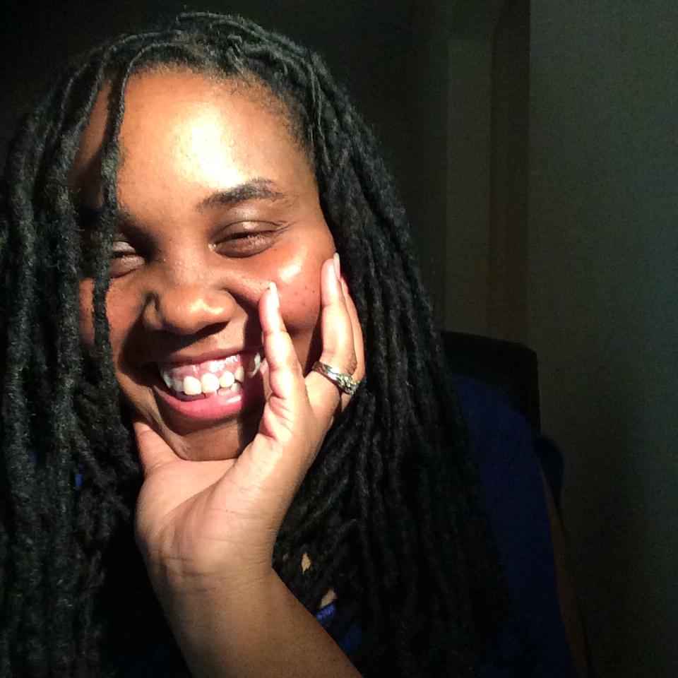 pregnantish Profile: Regina Townsend from the blog Broken Brown Egg